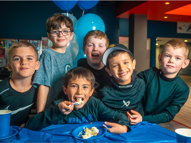 West Dundee - Canlan Sports: It's where we play.